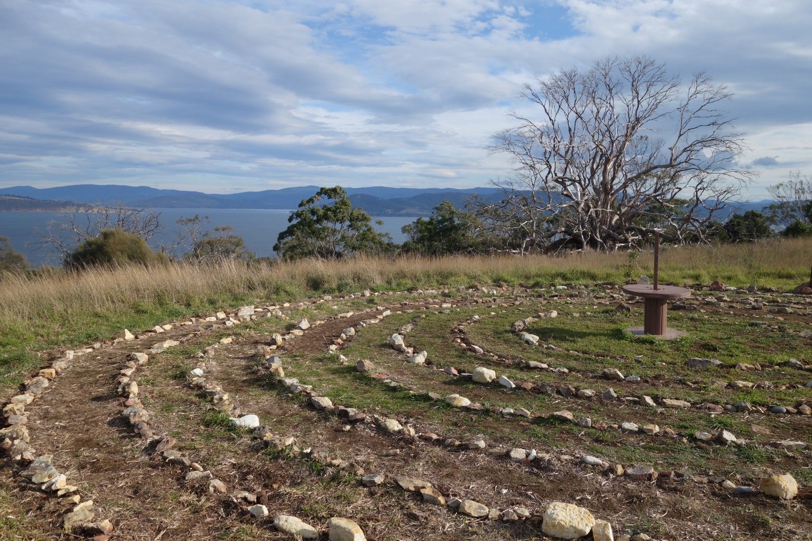 Potters Hill Labyrinth Track | Greater Hobart Trails